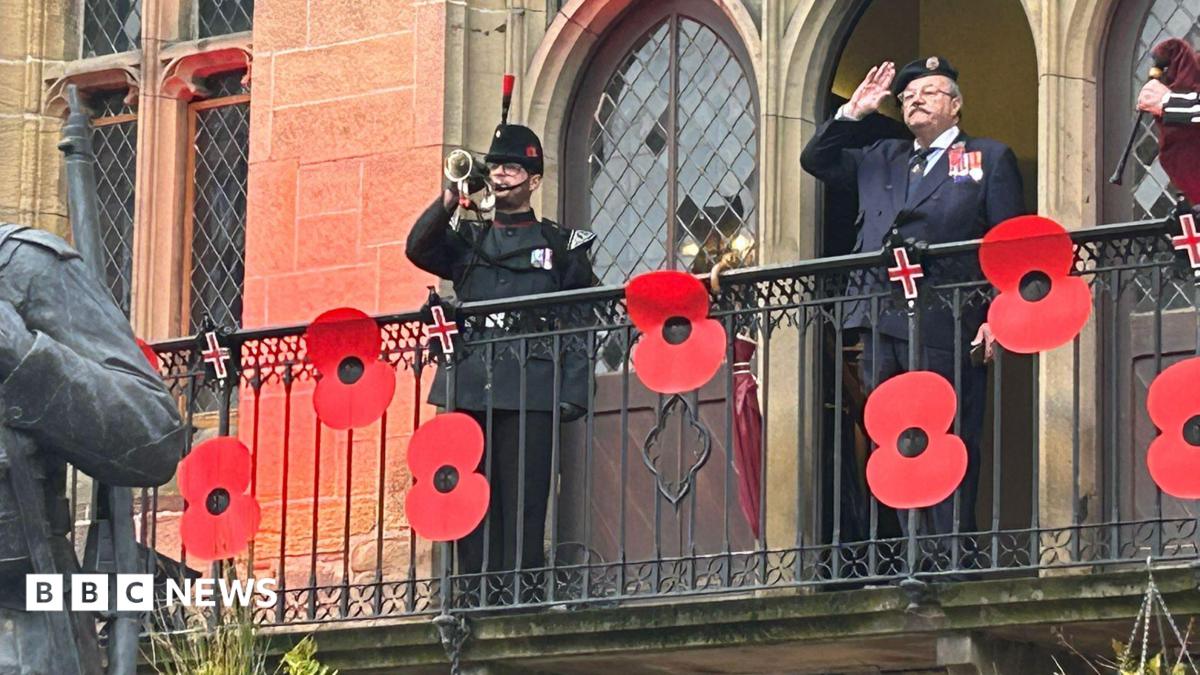 Durham Cathedral remembers 'those caught in conflict today' - BBC News