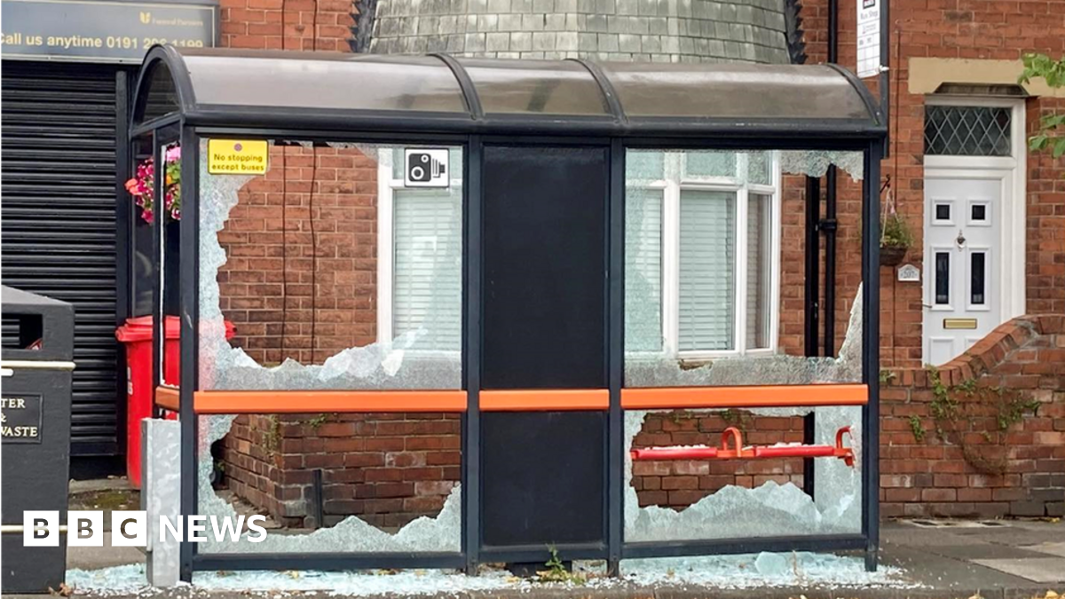 At least 17 North Shields and Wallsend bus stops smashed - BBC News