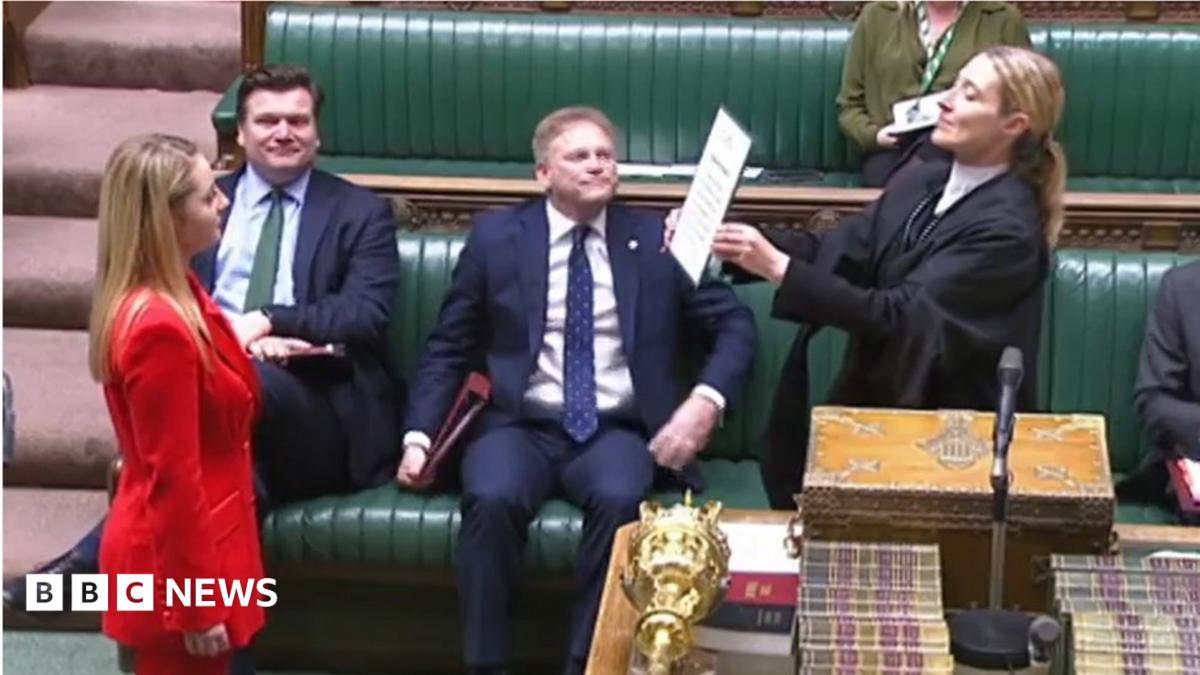 Wellingborough's new Labour MP takes her seat in Parliament - BBC News