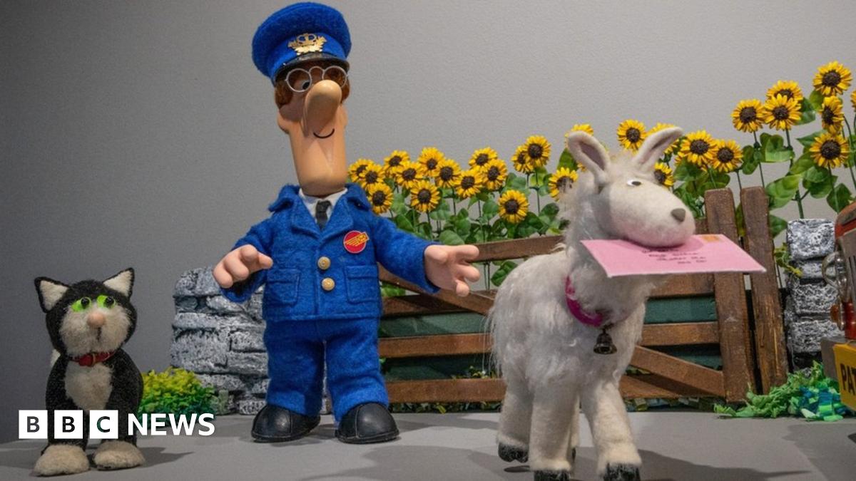 Postman Pat sets saved from destruction go on display - BBC News