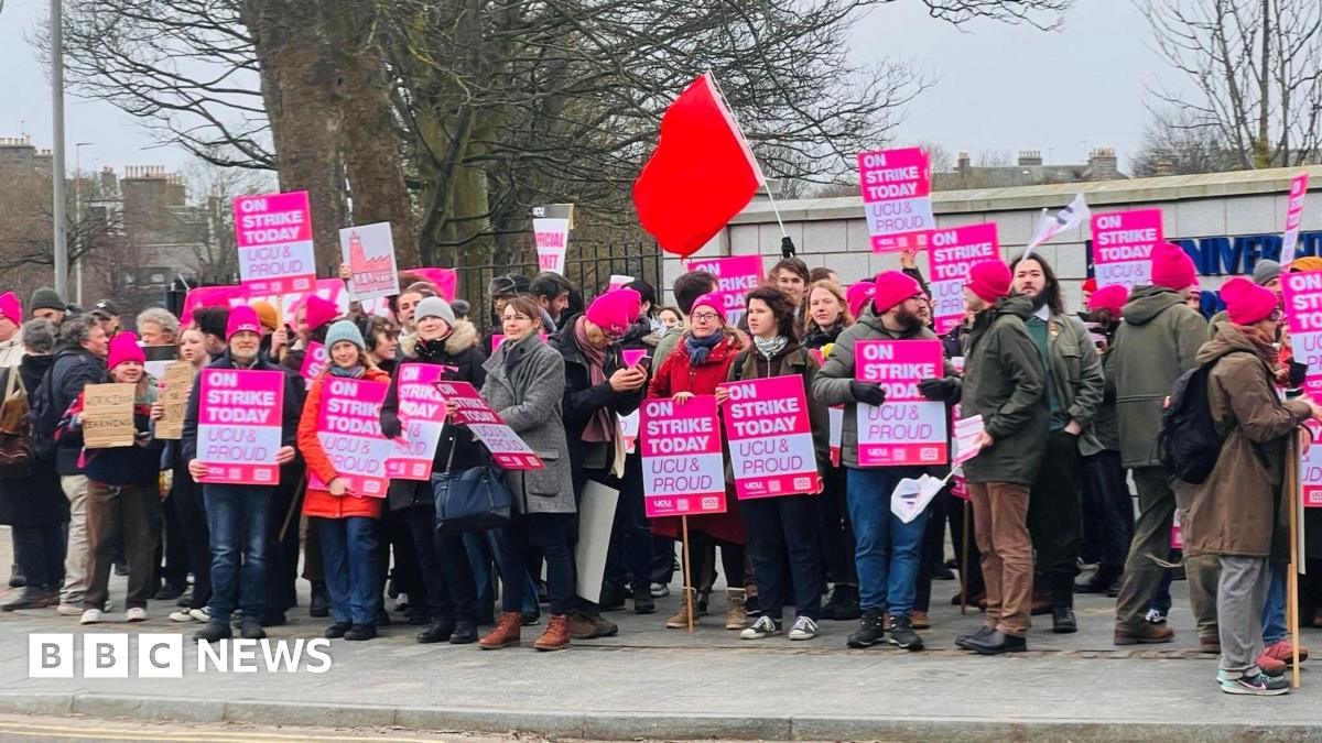 Ten more strike days announced by union at Aberdeen University - BBC News