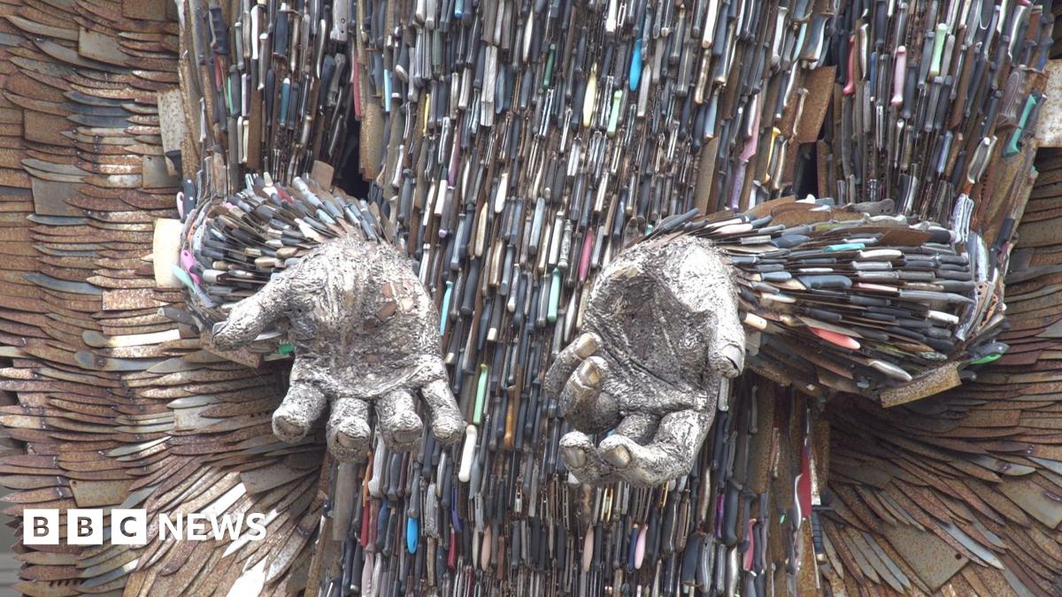 Bolton Knife Angel visit to warn of violent crime dangers - BBC News