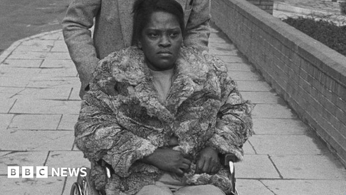 Cherry Groce: Mum's police shooting 'robbed me of my childhood' - BBC News