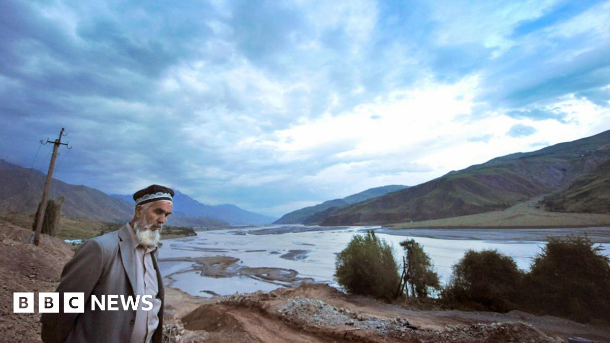 Will Central Asia fight over water? - BBC News