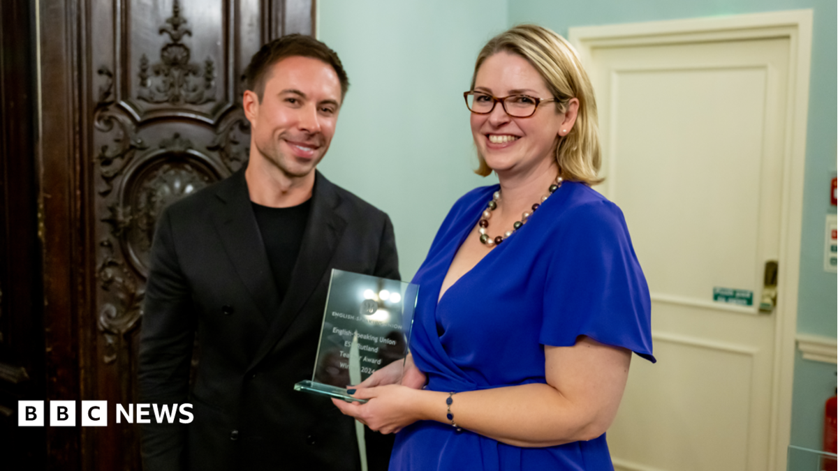 Peterborough teacher recognised for empowering young people - BBC News