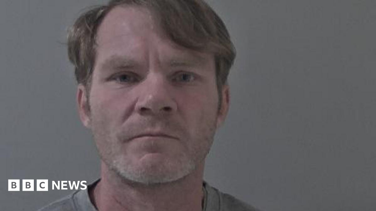 Man guilty of Cleethorpes seaside resort murder - BBC News