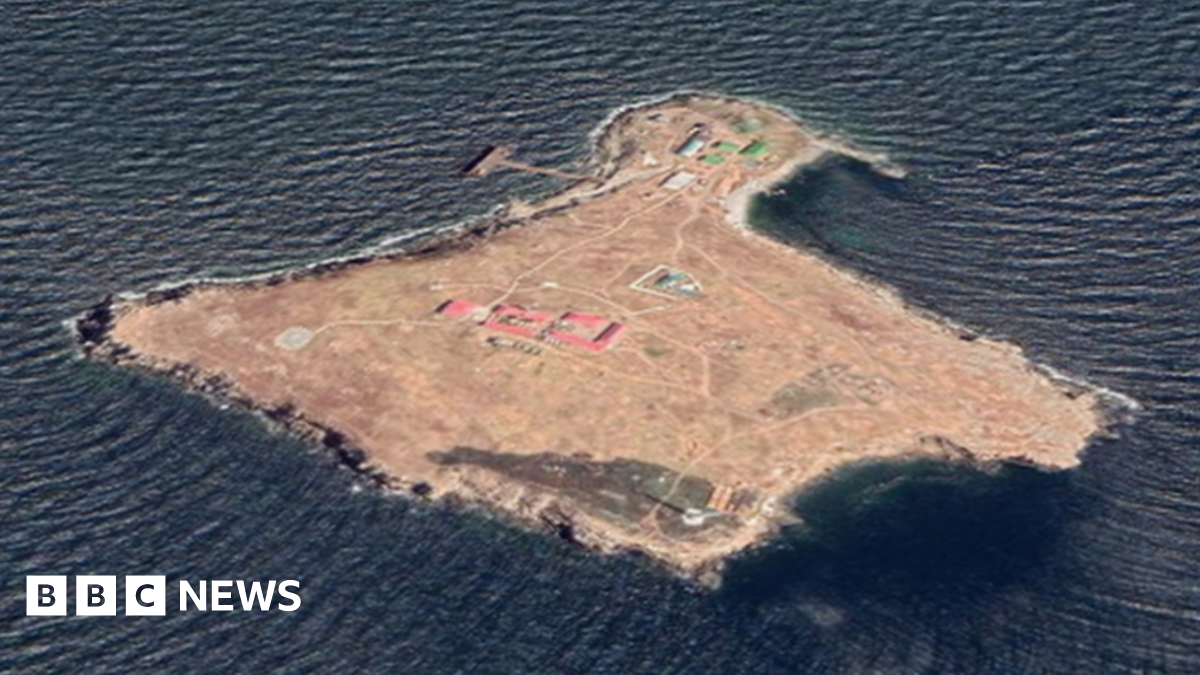 Snake Island: Ukraine says troops who swore at Russian warship are ...