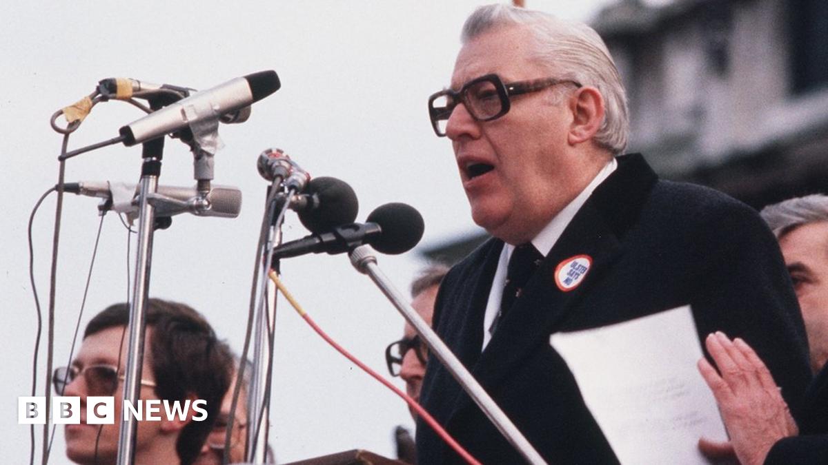 DUP leadership: The party that went from firebrands to government - BBC ...