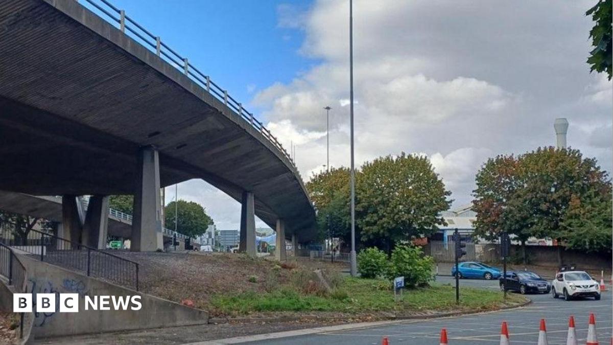 Gateshead Flyover: Car hit by debris at roundabout - BBC News