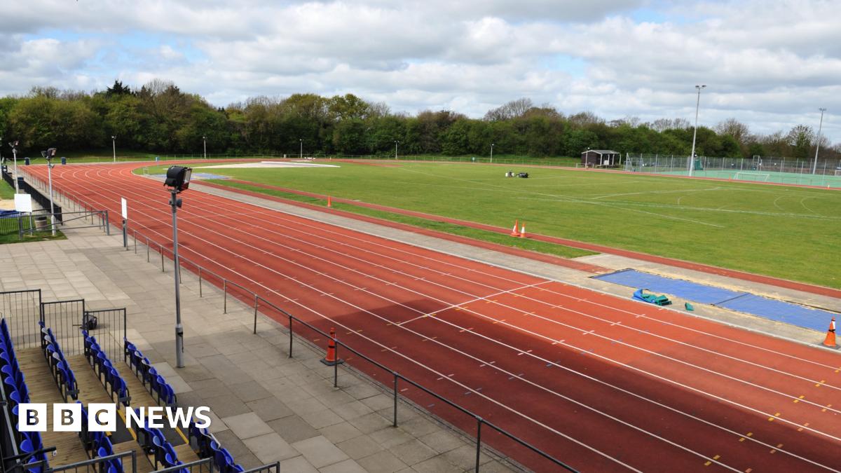 Ipswich athletics track gets £350k funding for resurfacing - BBC News