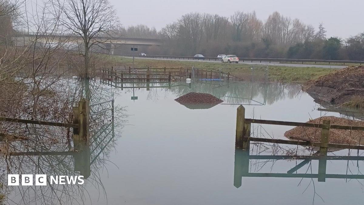 Thames Water: Water supply restored to thousands of homes - BBC News
