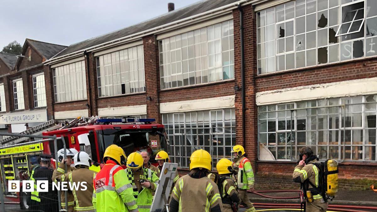 Fire crews attend 'large-scale incident' at Norwich factory - BBC News