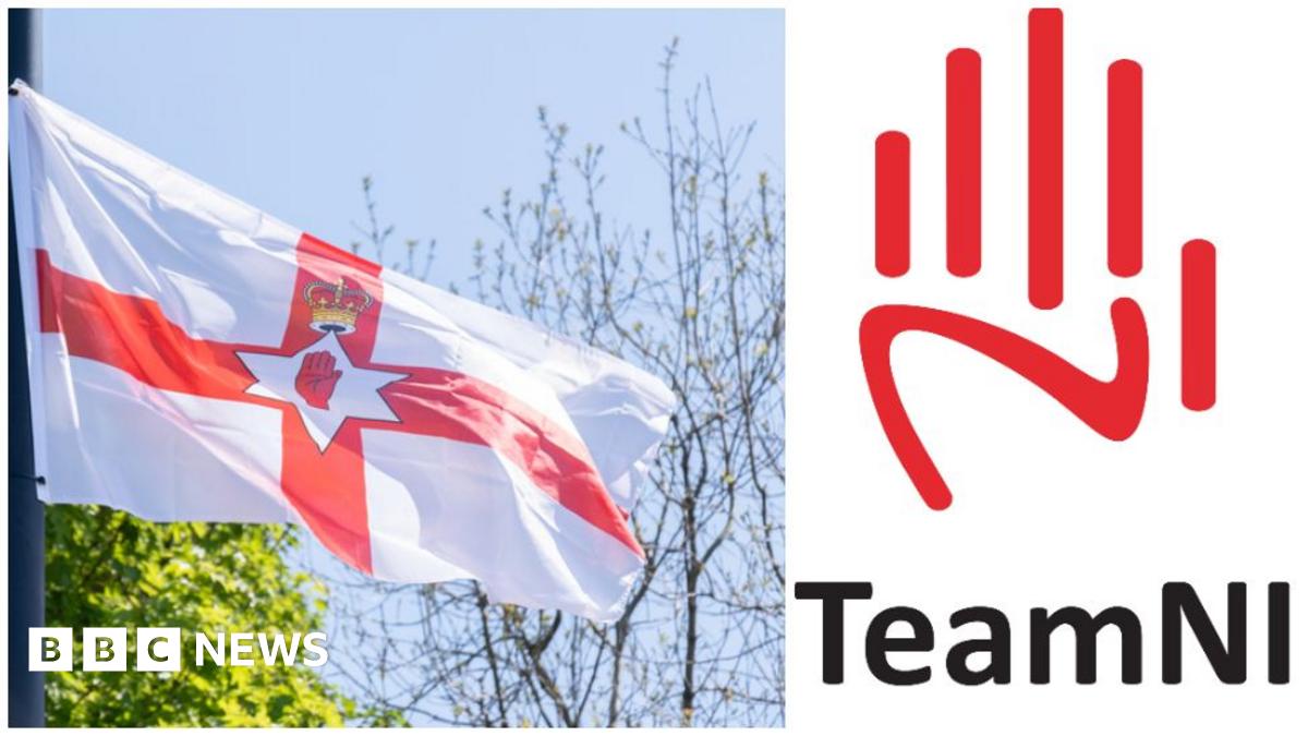 Ulster Banner: NI Commonwealth Games team to use original flag - BBC News