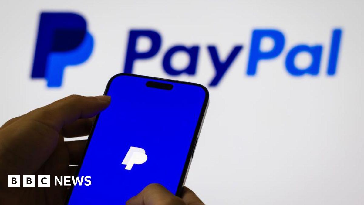PayPal down: Thousands of customers report brief outage - BBC News