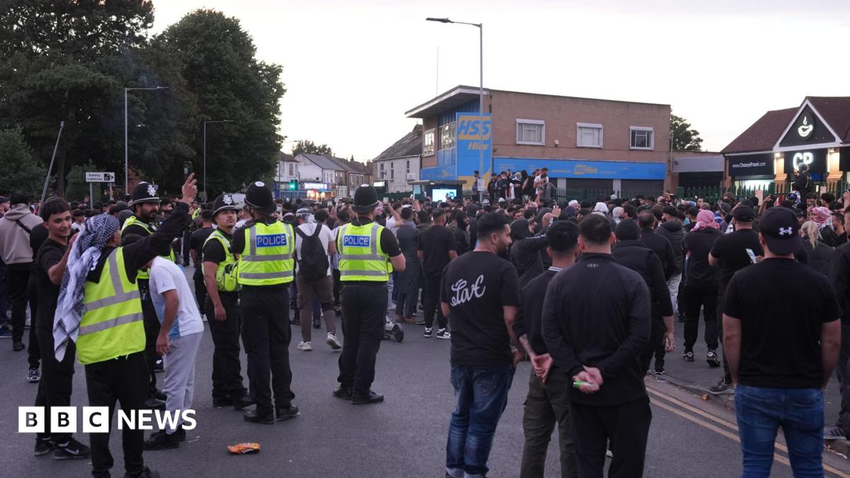 Hundreds turn out for 'peaceful' Peterborough anti-racism protest - BBC ...