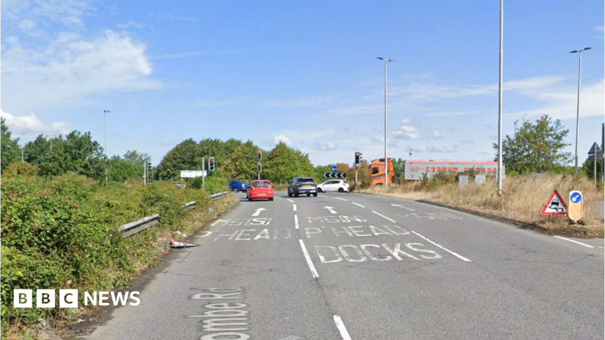 Section of busy M5 junction near Bristol to close for repairs - BBC News