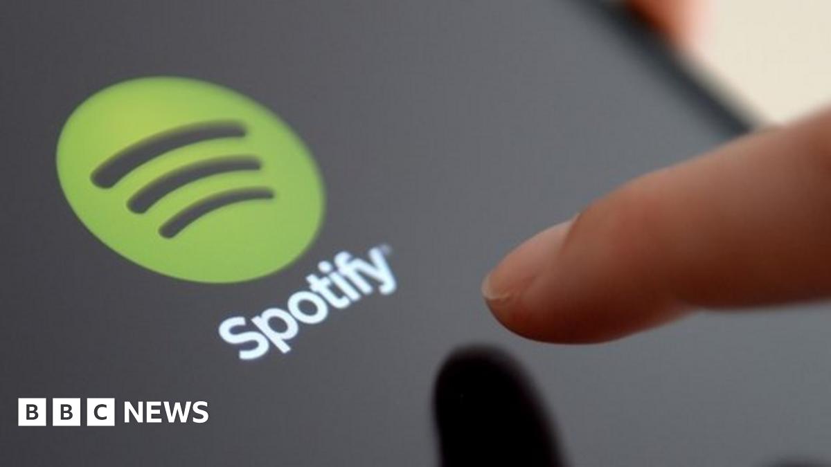 Spotify says sorry after privacy policy anger - BBC News