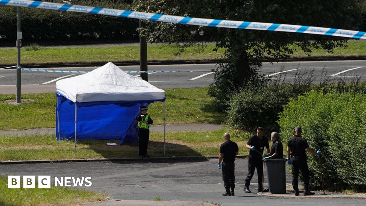 Rotherham murder investigation: Second arrest over body in street - BBC ...