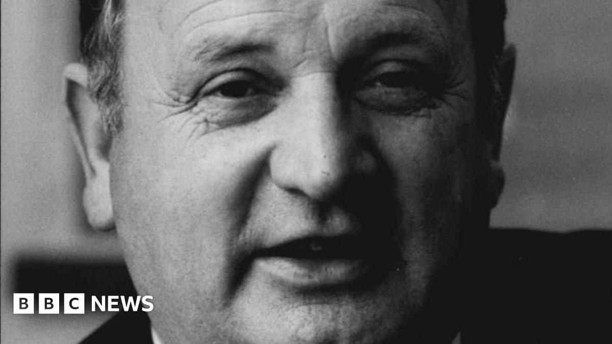 Child sexual abuse allegations made against Bishop Eamonn Casey - BBC News