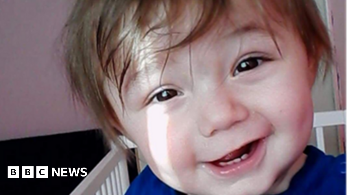 Ethan Ives-Griffiths mum says grandparents 'took him' from her - BBC News