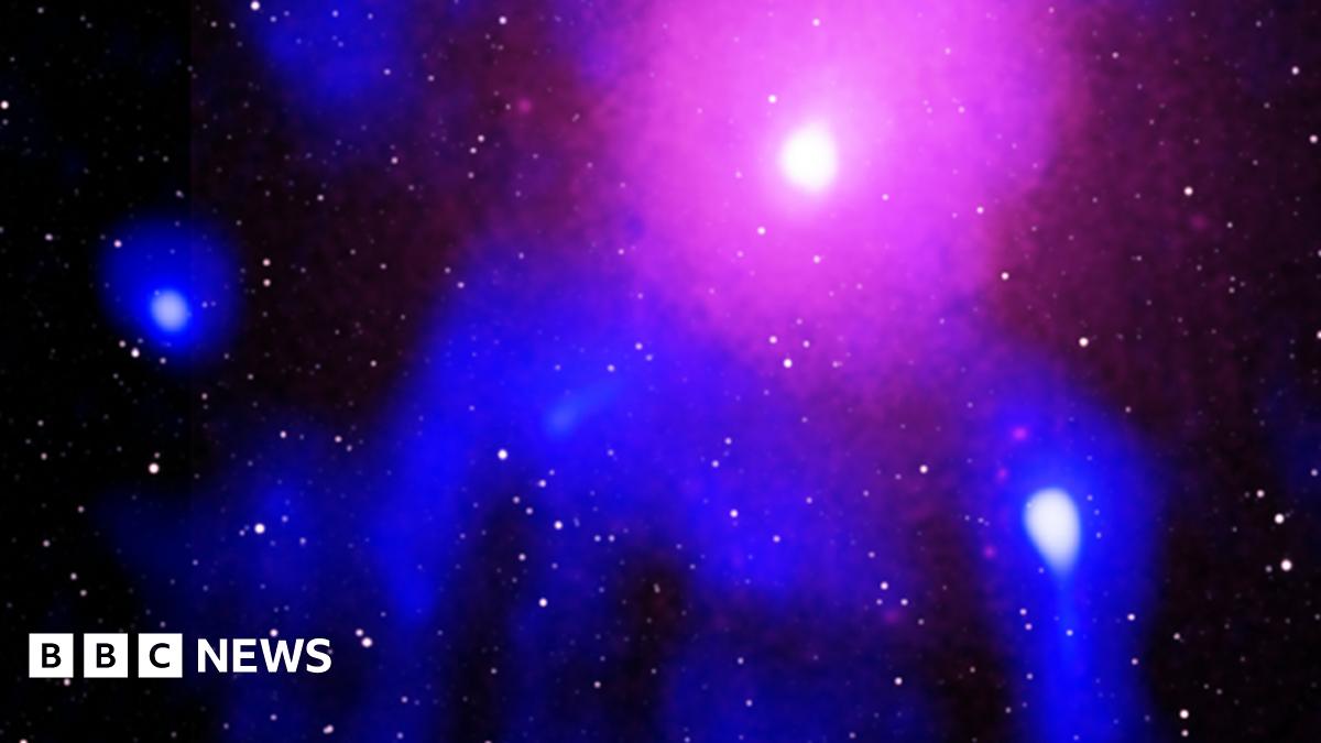 Telescopes detect 'biggest explosion since Big Bang' - BBC News