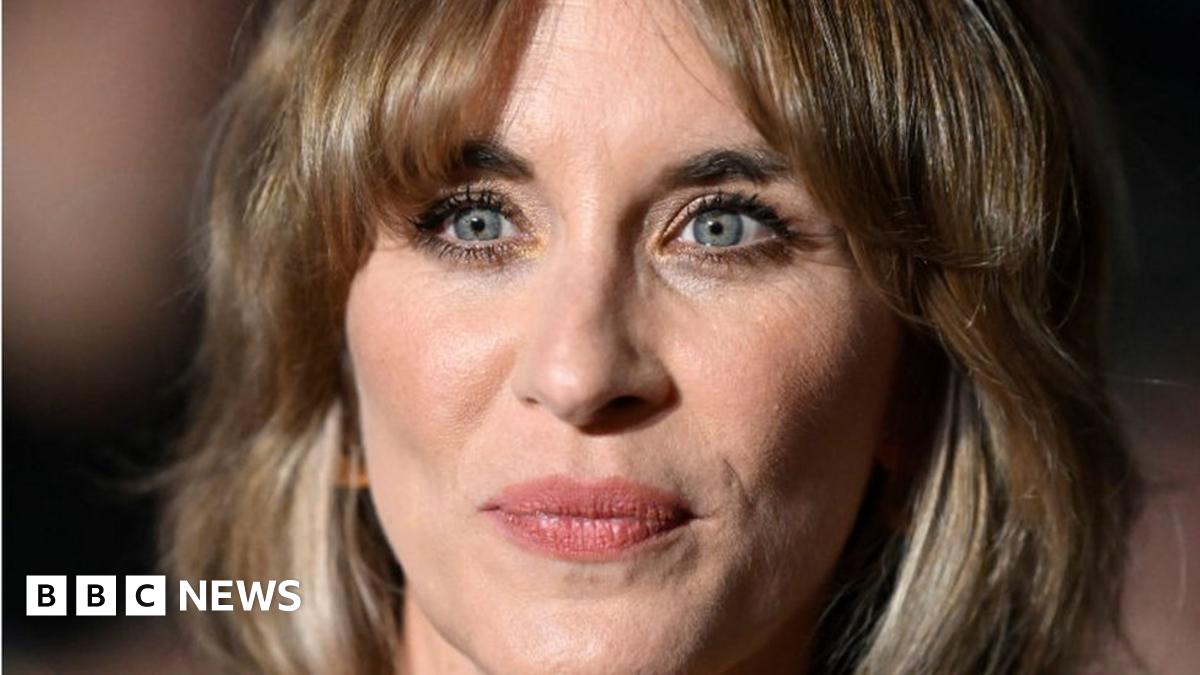 Vicky McClure signs up for Beat The Streets festival - BBC News