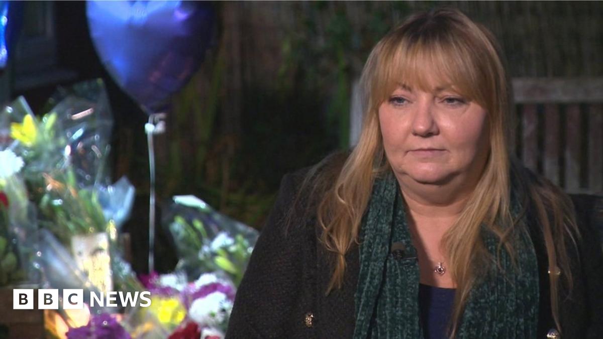 Kennie Carter death: Aunt's plea over stabbing of Stretford boy, 16 ...