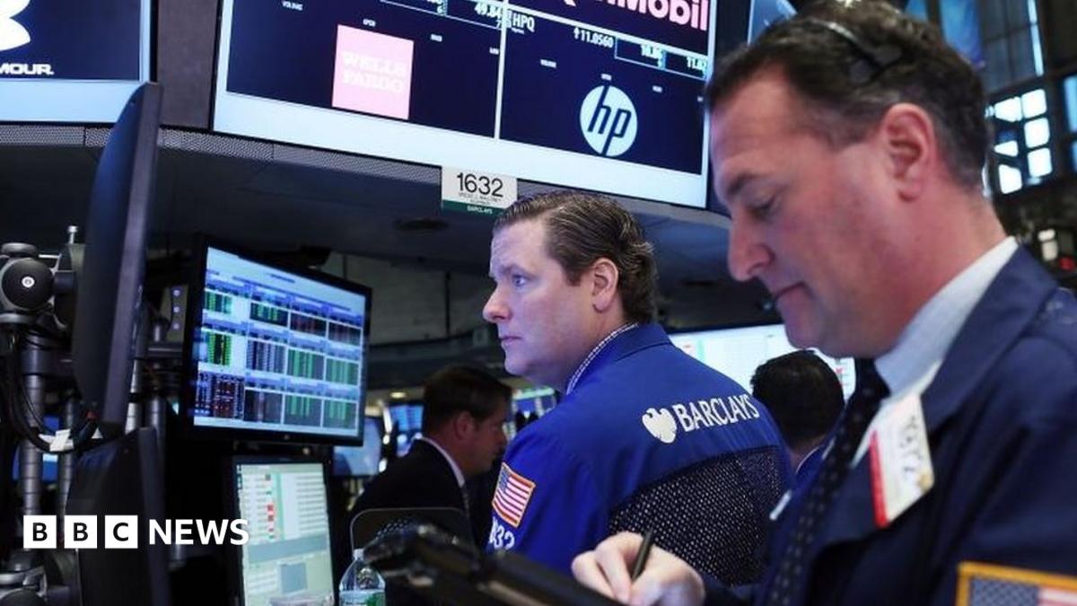 US stocks fell as earnings season looms - BBC News