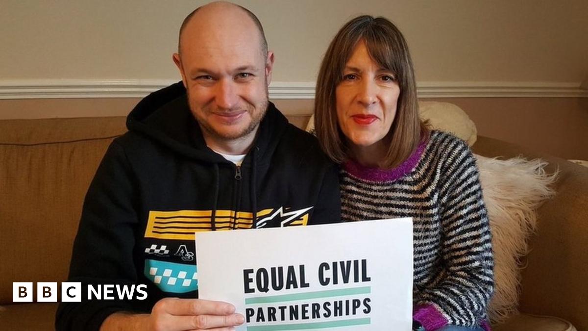 Civil partnerships: Couples tell us why they want one - BBC News
