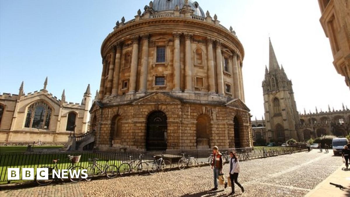Oxford University to launch first online 'Mooc' course - BBC News