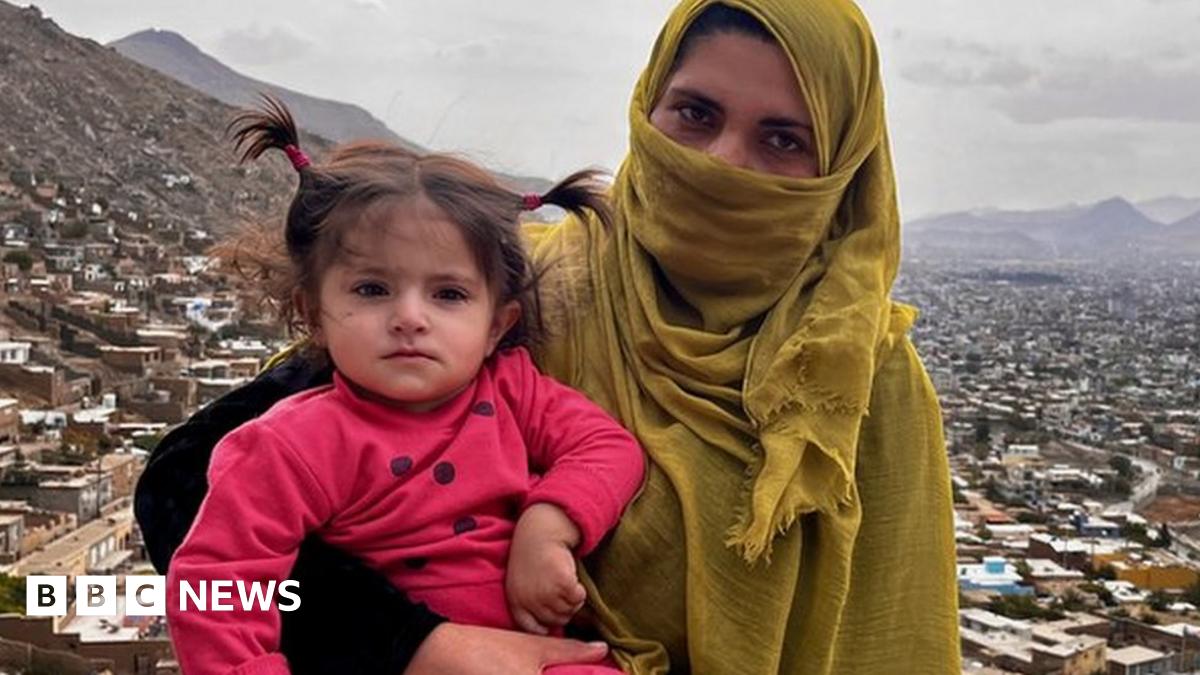 Afghanistan: 'I have to sedate my hungry baby due to aid cuts’ - BBC News