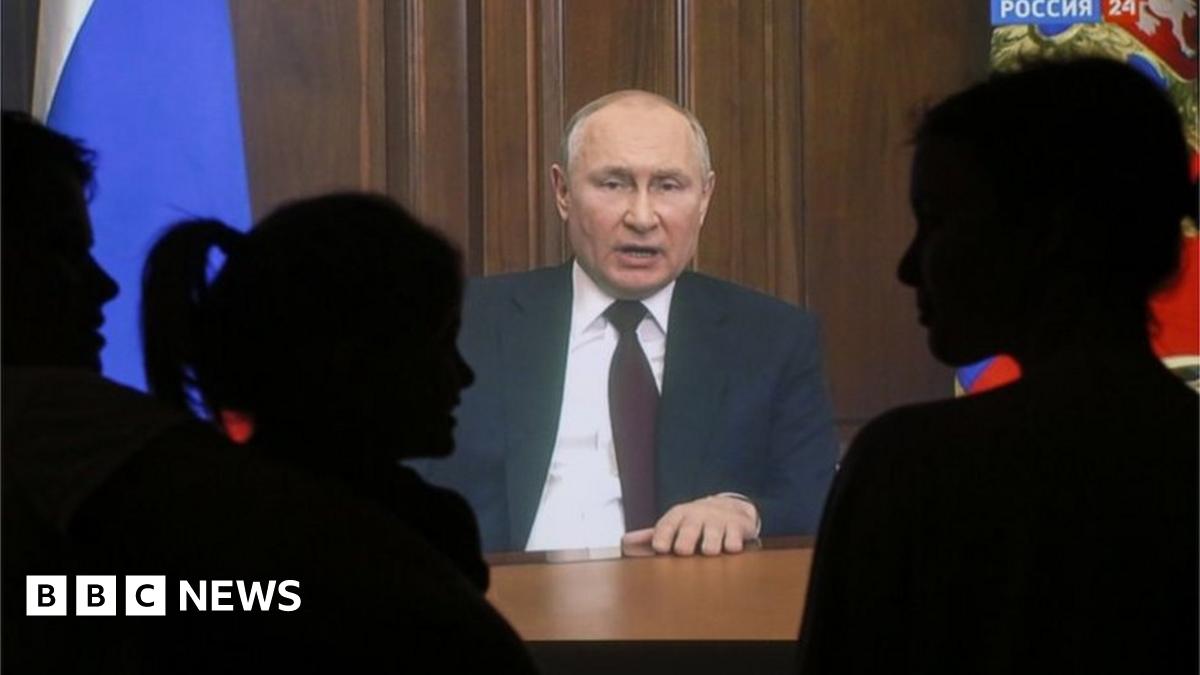 Putin's angry speech rewriting Ukraine's history - BBC News