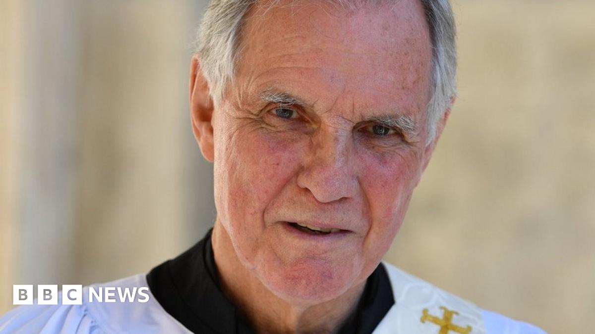 Jonathan Aitken becomes prison chaplain - BBC News
