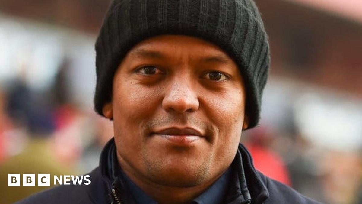 Racism: We had to face it alone - ex-Wales star Rob Earnshaw - BBC News