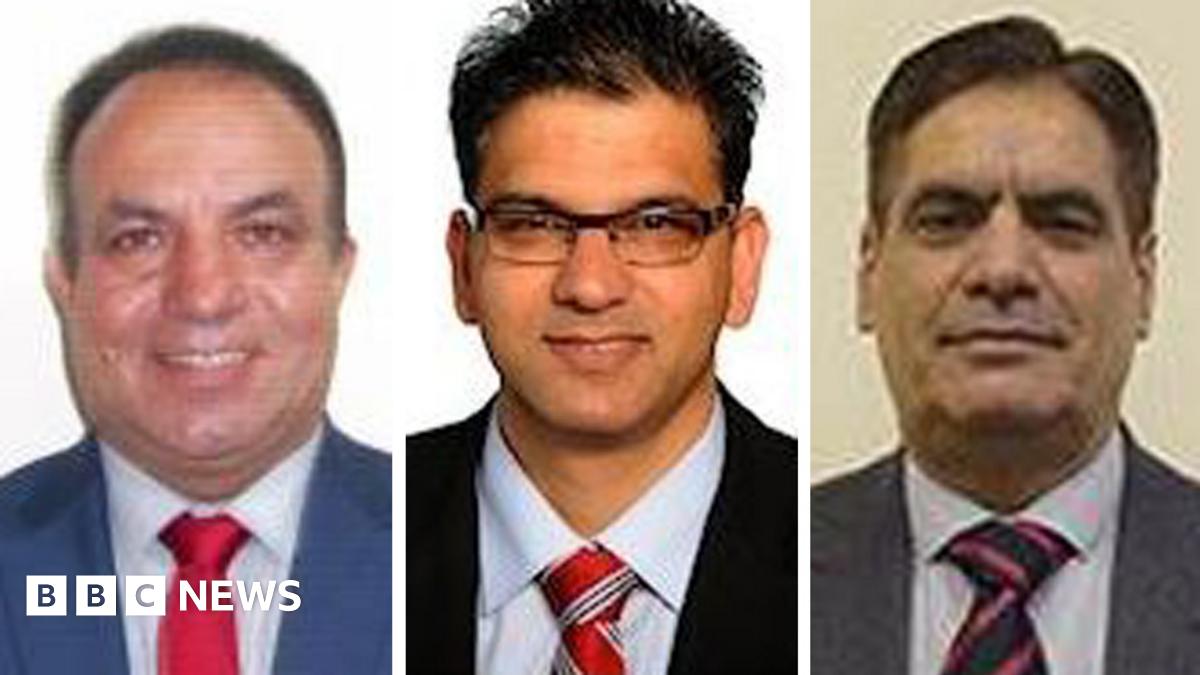 Luton Lockdown breach councillors de-selected - BBC News