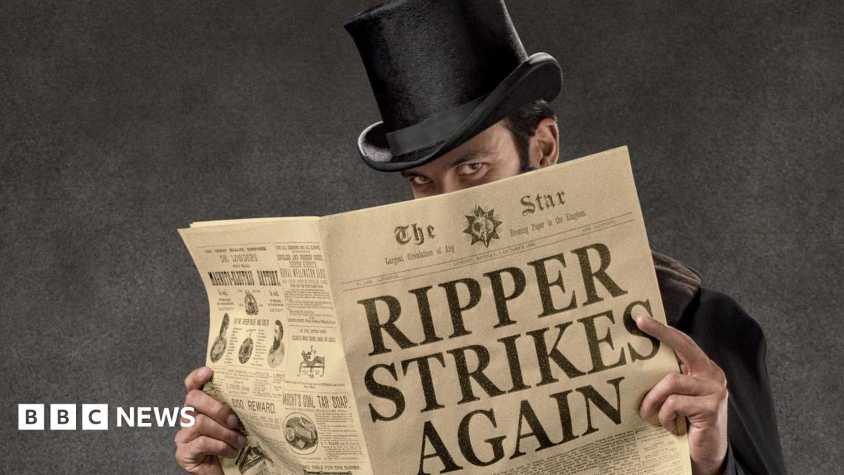 London Dungeon apologises for 'upsetting' tweets - BBC News