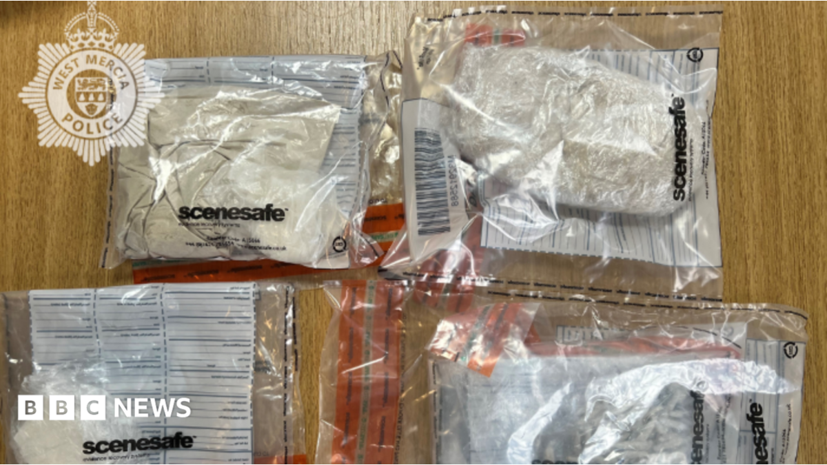 Telford county lines arrests as drugs worth £16,000 seized - BBC News