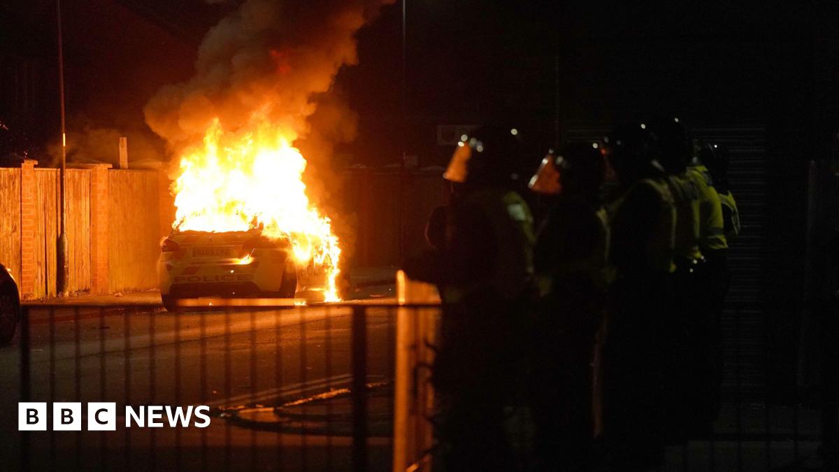 Two men charged over Hartlepool riots after handing themselves in - BBC ...