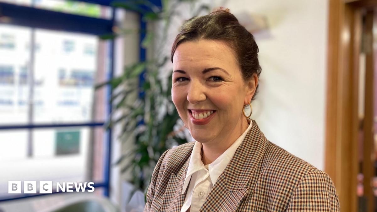 Derry Girls writer Lisa Magee says diversity means better TV - BBC News