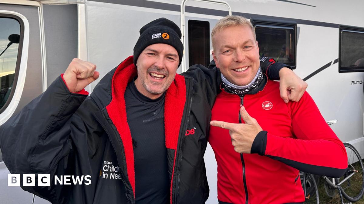 Paddy McGuinness: Riding with Chris Hoy was honour - BBC News