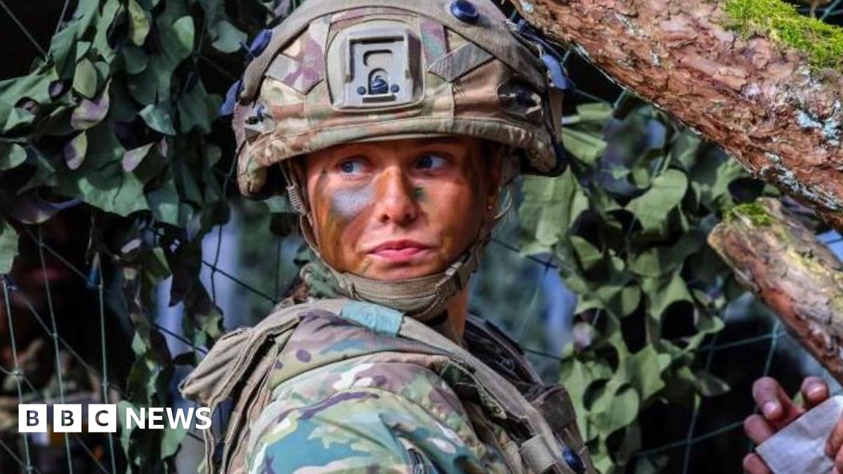 UK turns to AI and drones for new battlefield strategy - BBC News