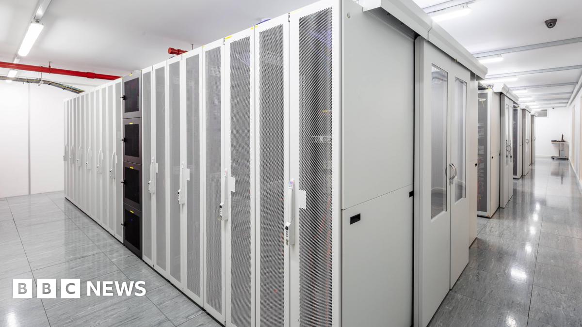 New Milton Keynes data hall will boost UK's AI power, says firm - BBC News