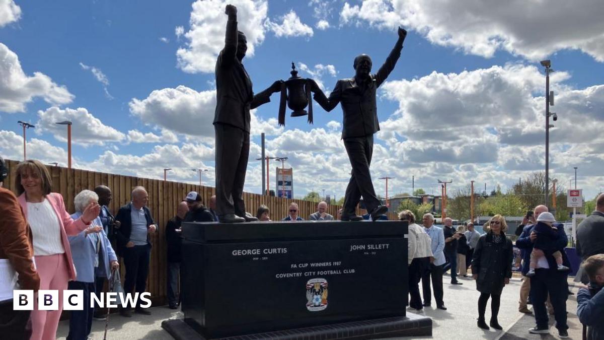 Statue celebrating Coventry City legends unveiled - BBC News