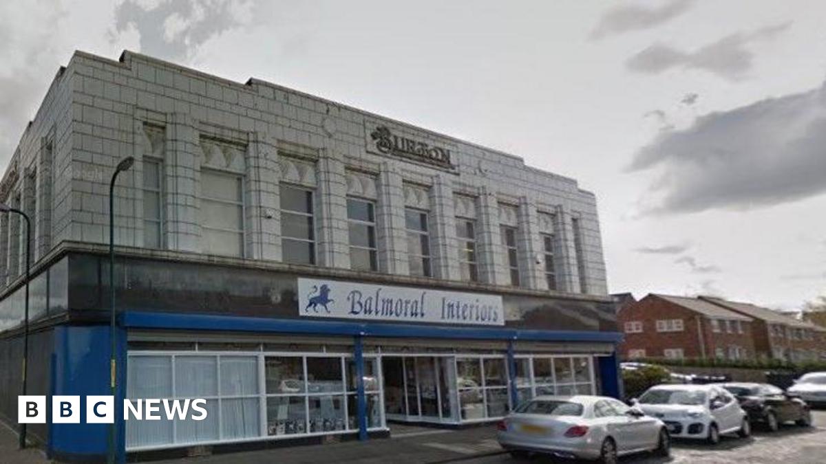 Jarrow's Art Deco Burton building to become apartments - BBC News