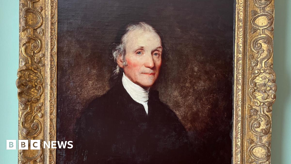 Joseph Priestley: How oxygen was first isolated in Calne - BBC News