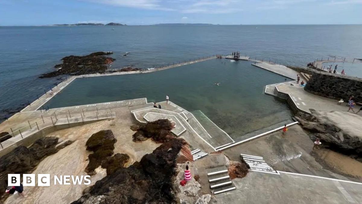 Man dies after medical incident at Guernsey bathing pool - BBC News