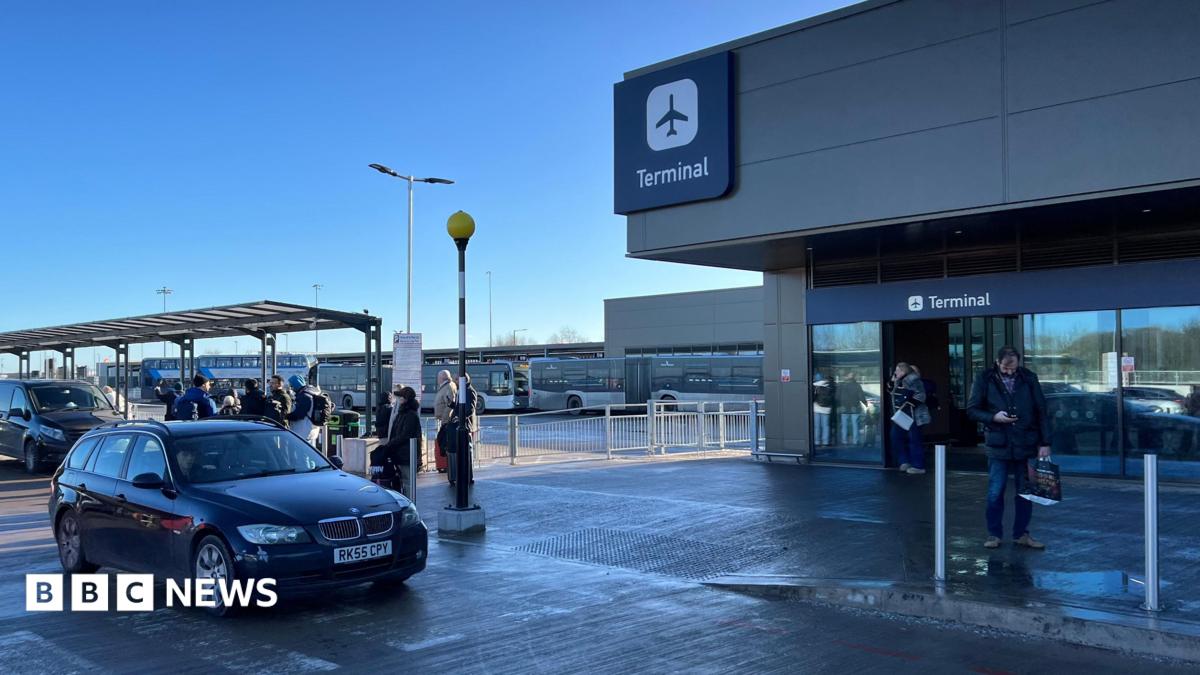Airport parking drop-off charges: how does yours compare? - BBC News