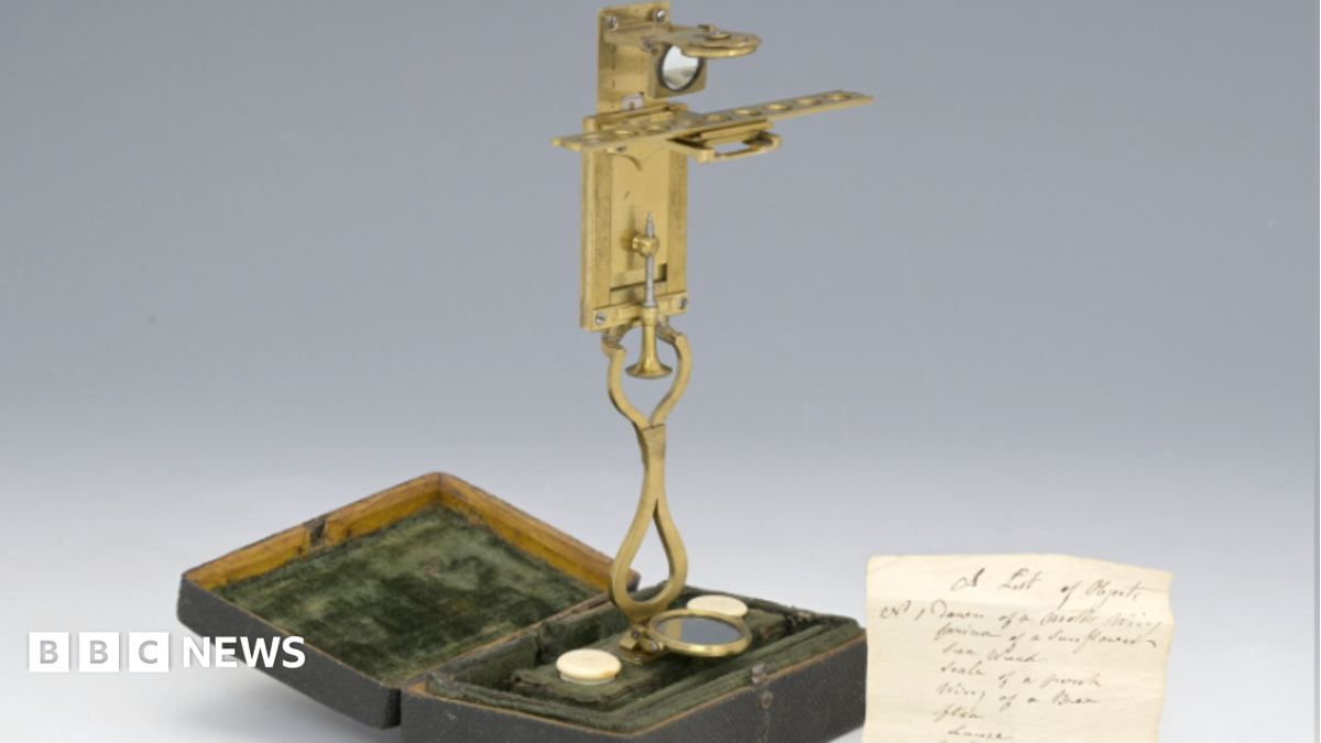 Rare microscope uncovered at Cotswolds house sells for £18k - BBC News