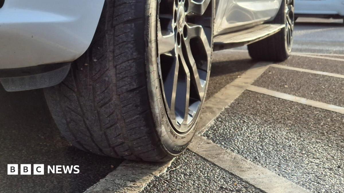Colchester parking spaces 'too narrow for modern vehicles' - BBC News