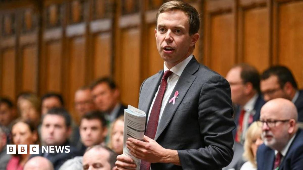 MPs write to Yorkshire Water over £1.3m payments - BBC News